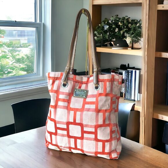 Nine West | Bags | Nine West Double Handle Tote Bag Orange Geo Design ...